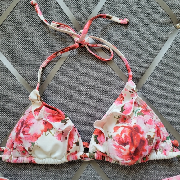 Guess | Swim | Nwot Guess Floral 2 Piece Bikini Set Swimsuit | Poshmark